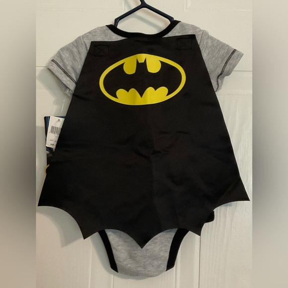 Batman | One Pieces | Nwt Adorable Iconic Batman Bodysuit Onesie With A ...